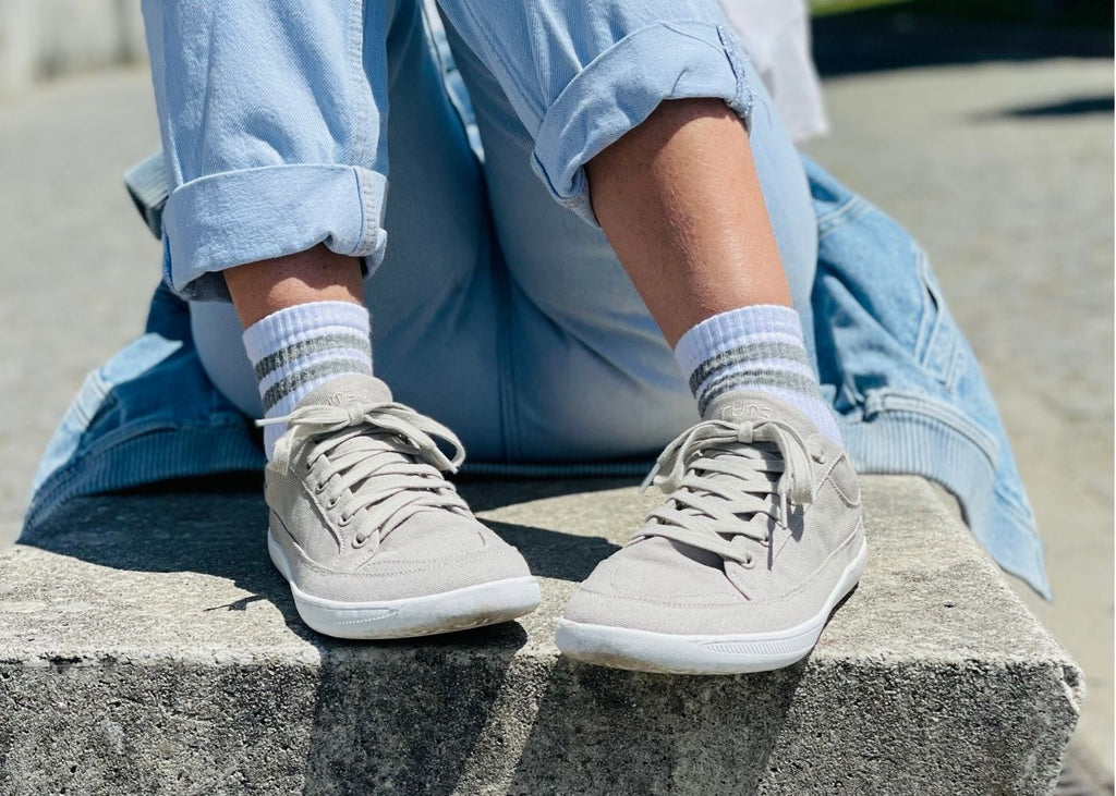 Benefits of Barefoot Footwear: Give Your Feet a Needed Break – Rutsu ...